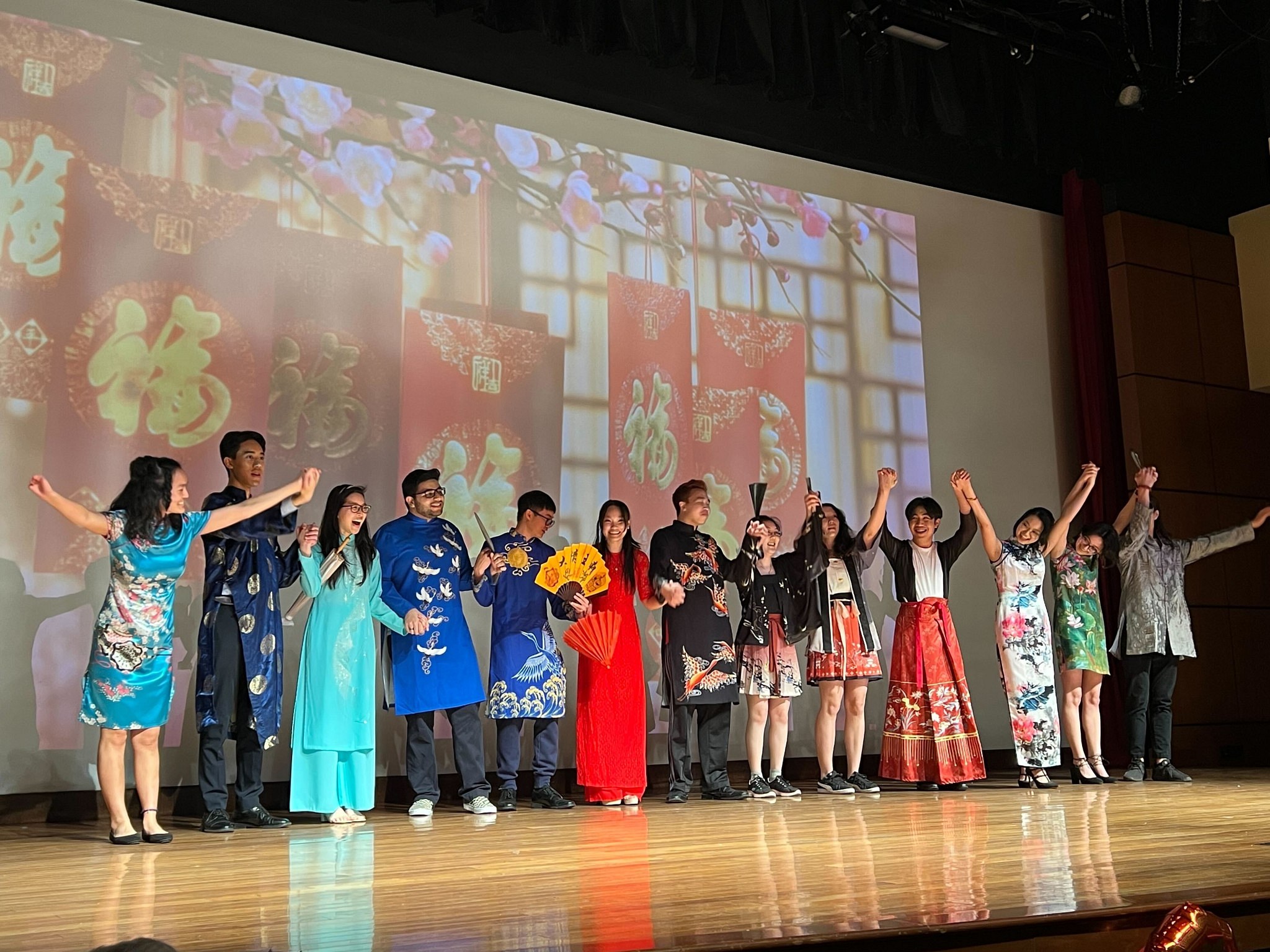 RHA holds UH's first Lunar New Year event - Cooglife