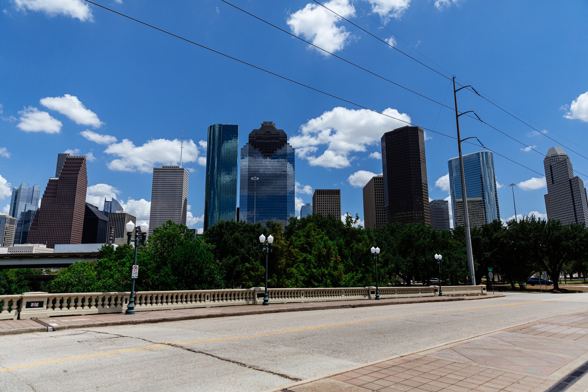 Moving to Houston from a Small Town - Cooglife